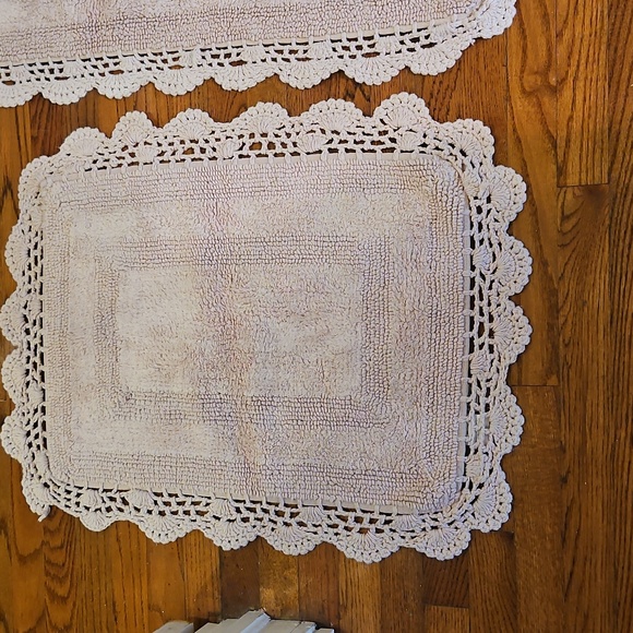 Laura Ashley | Other | Laura Ashley Crocheted Rug 23 X 3 Inches | Poshmark